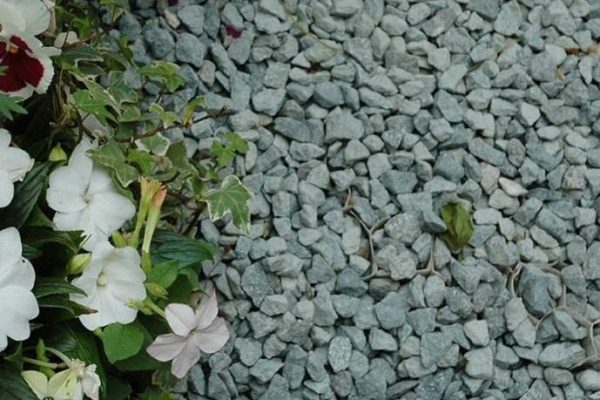 Decorative Gravel | Driveway Gravel | Turnbull & Co