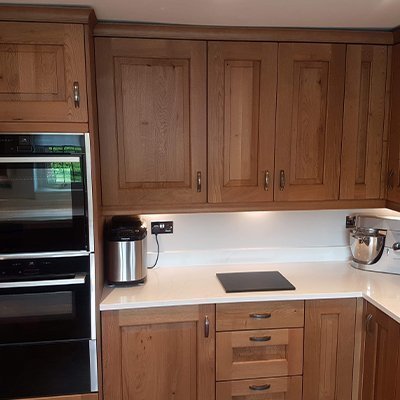 Oak kitchen | Country-style rustic loo | Case Study | Turnbull